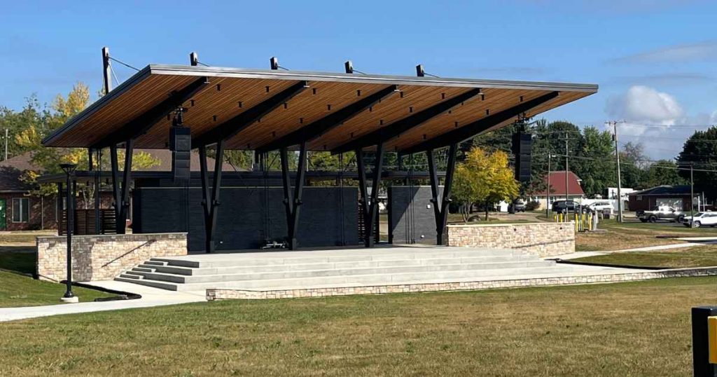 FREE Outdoor Concerts in Northeast Ohio {2025} - Live Music Under the Stars