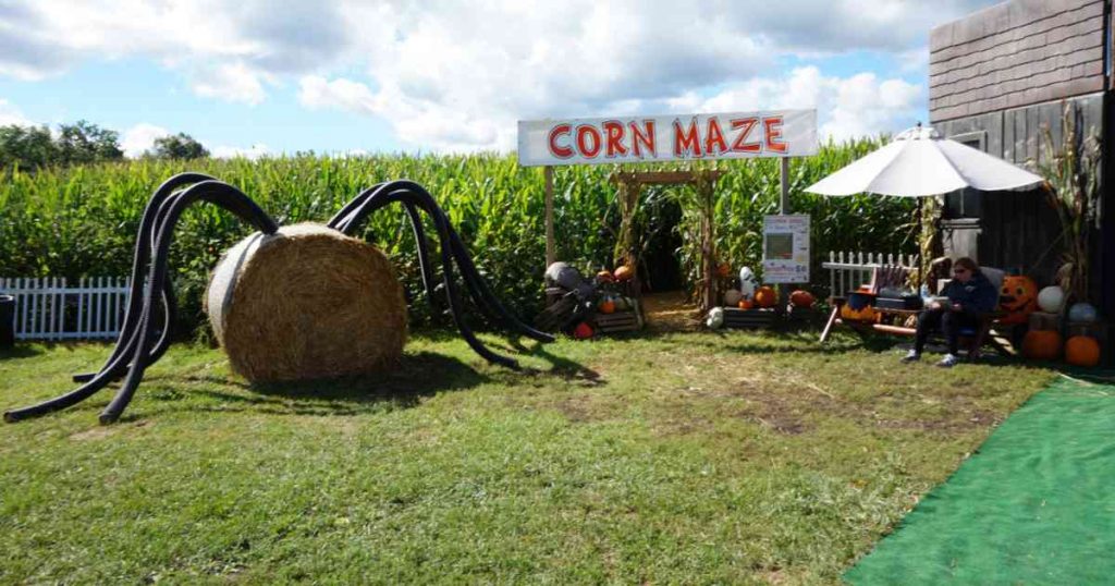 Best Small Towns in Ohio: 25 Spots You’ll Love (& What To Do There)