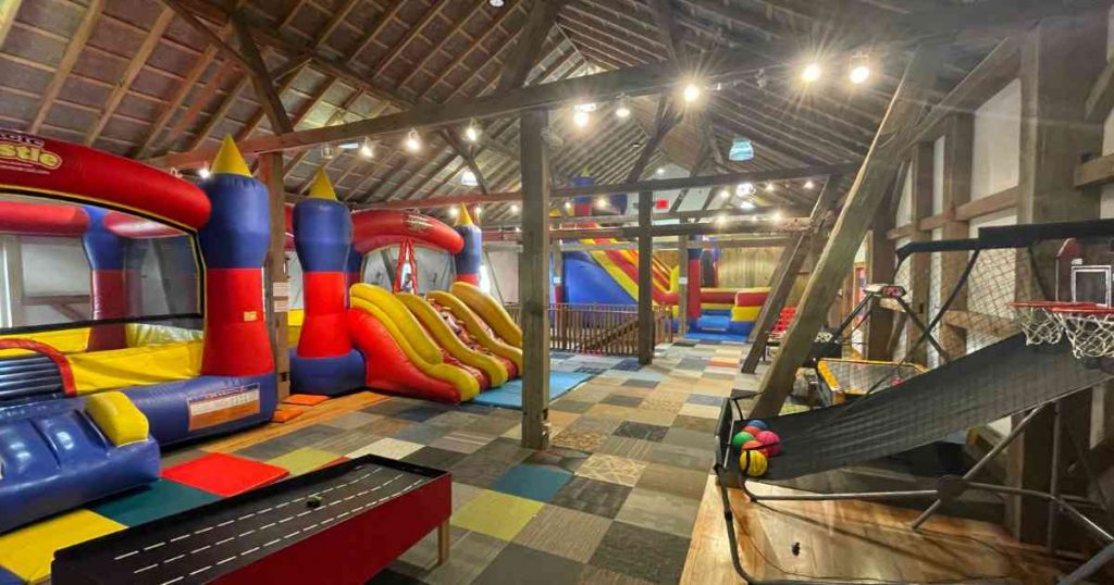 30+ Indoor Playgrounds in Northeast Ohio Your Kids will Love!