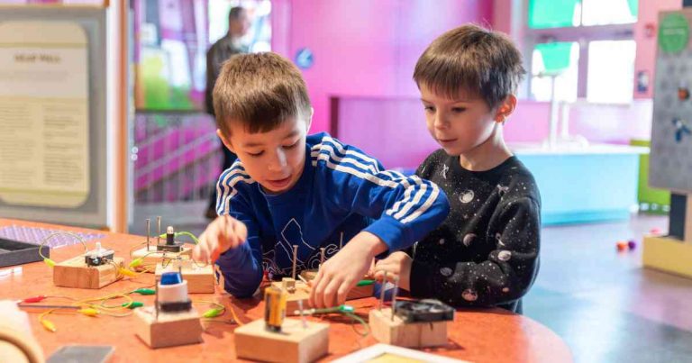 30+ Indoor Playgrounds in Northeast Ohio Your Kids will Love!