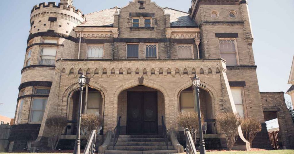 14 Incredible Castles in Ohio You Will Want to Visit