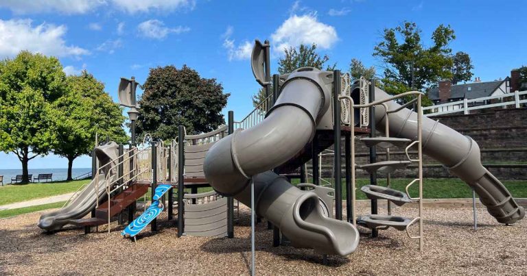 90+ Amazing Playgrounds in Northeast Ohio Your Kids will Love