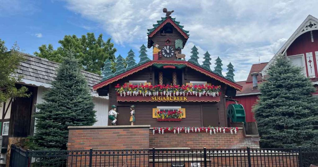 Best Small Towns in Ohio: 25 Spots You’ll Love (& What To Do There)