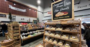 11 Amish Restaurants in Ohio - Mouthwatering Amish Style Food