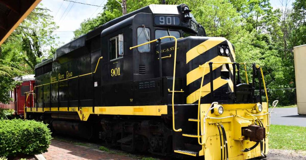 15+ Best Train Rides in Ohio that Kids & Adults will Love