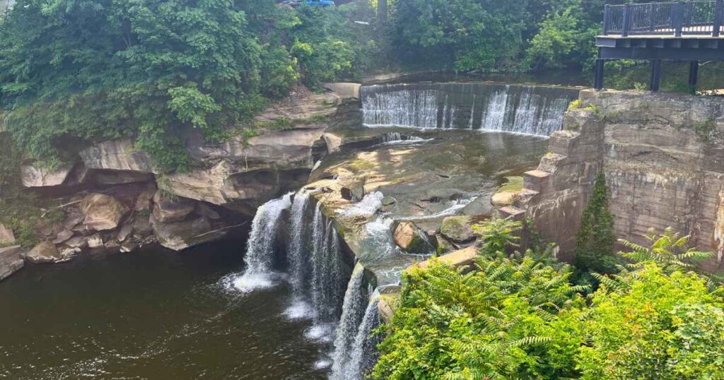 27 Stunning Waterfalls in Ohio You've Just Got to See for Yourself